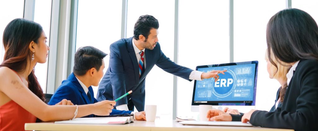 CRM คืออะไร มีประโยชน์และสำคัญอย่างไรต่อธุรกิจ ? - Greenmoons